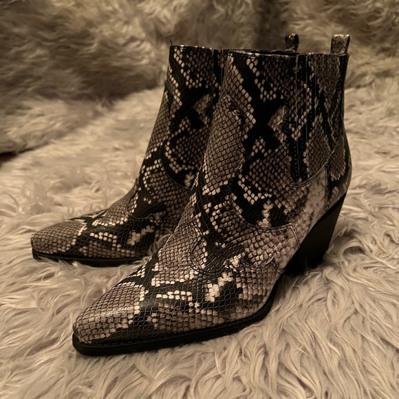Sam Edelman | Shoes | Sam Edelman Snake Print Boots | Poshmark